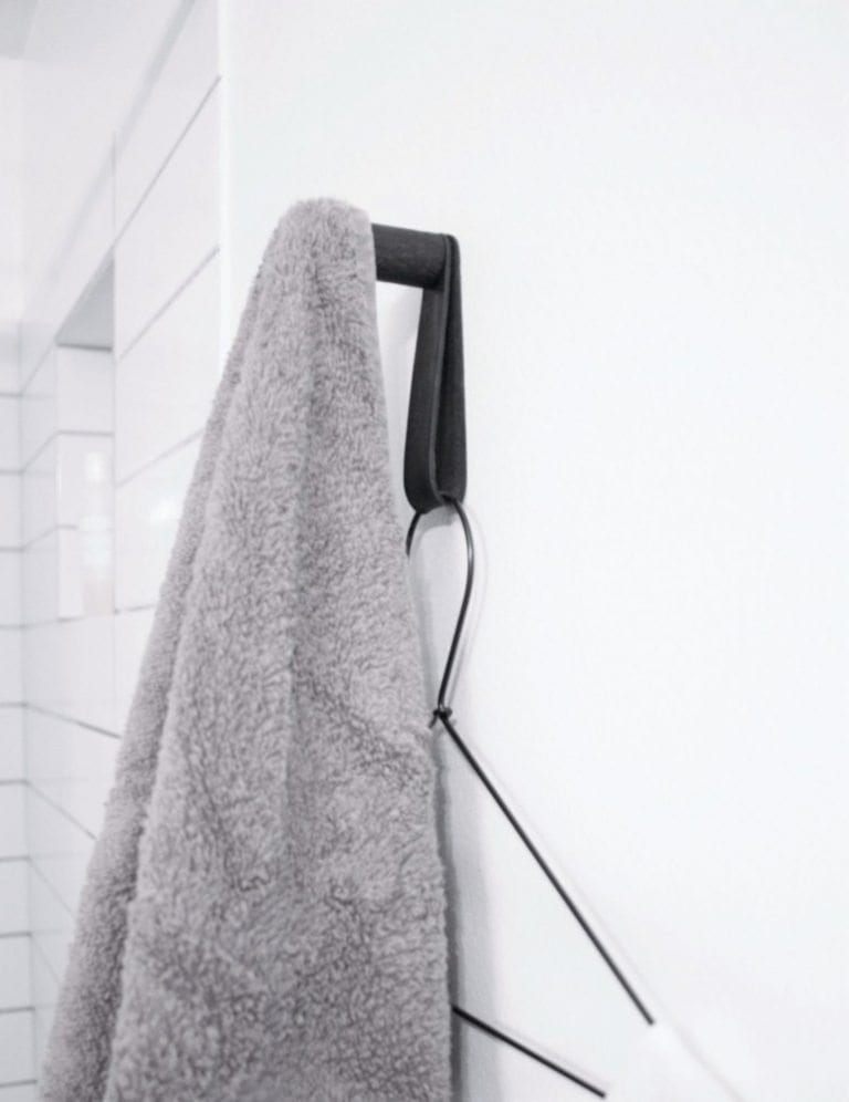 Knage i Sort (More Hook) Nordic Function ⇢ Lyn Hurtig Levering