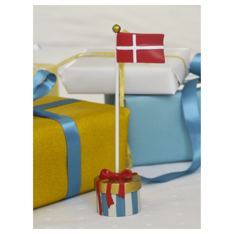 Bordflag med Stor Pakke i Blå fra Kids by Friis